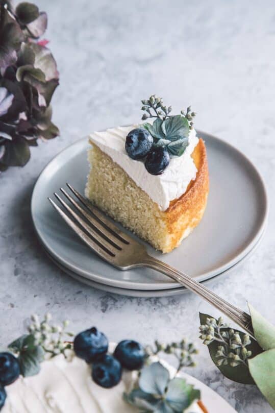 Single Layer Lemon Cake with Mascarpone Buttercream - Emily Laurae