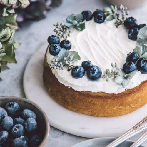Single Layer Lemon Cake with Mascarpone Buttercream - Emily Laurae