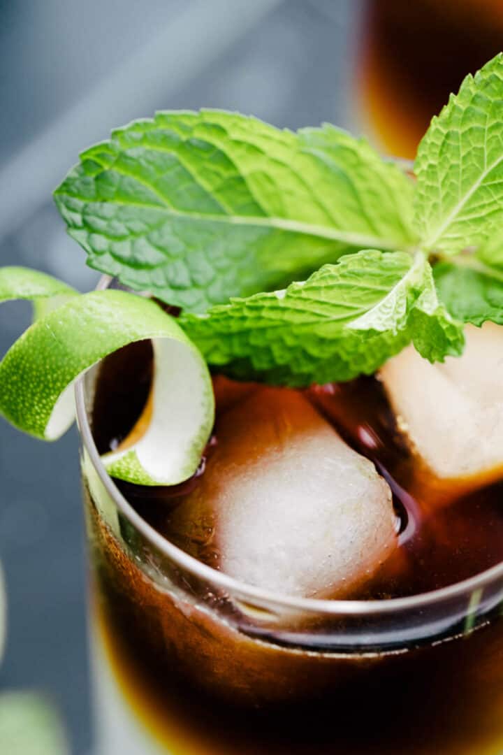 Espresso Tonic - Emily Laurae
