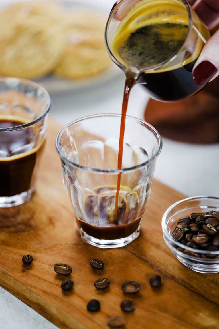 How to Make a Cortado (With Step By Step Instructions) - Emily Laurae