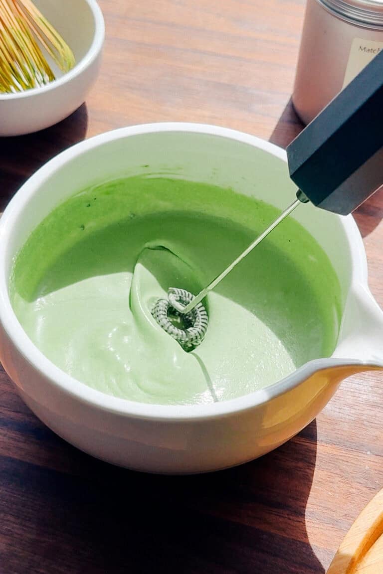 Creamy Matcha Cold Foam Recipe (Made in just 3 minutes!) - Emily Laurae